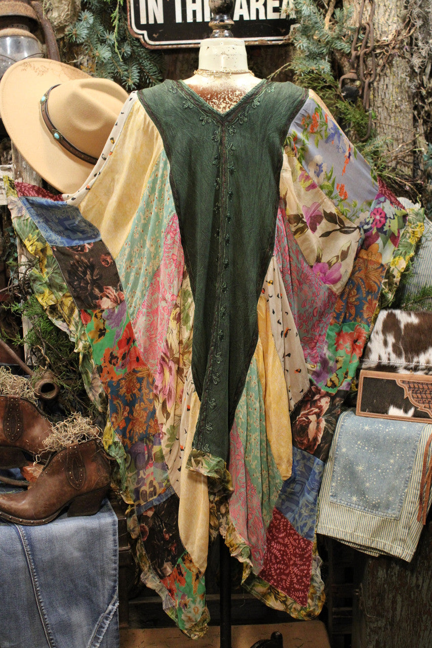 Bohemian Patchwork Threads Basil Poncho – Farm Girls Fancy Frills