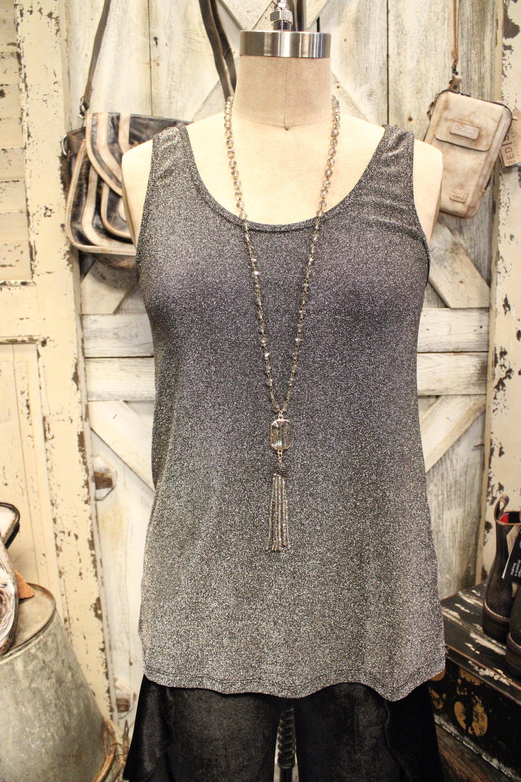 Sleeveless & Tank Tops – Page 2 – Farm Girls Fancy Frills
