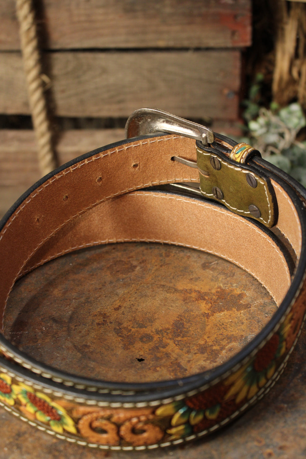 Golden Petal Belt – Farm Girls Fancy Frills