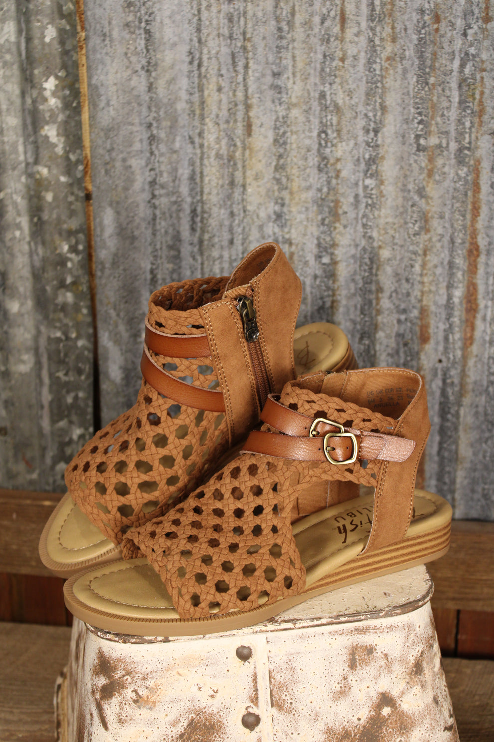 Anuella Cognac Sandals – Farm Girls Fancy Frills